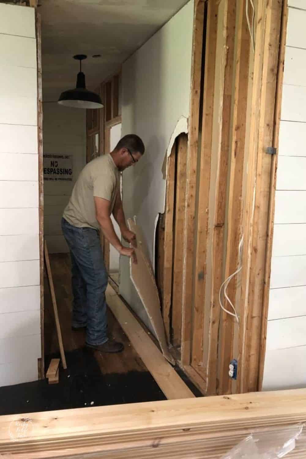 How to Install Shiplap - Rocky Hedge Farm