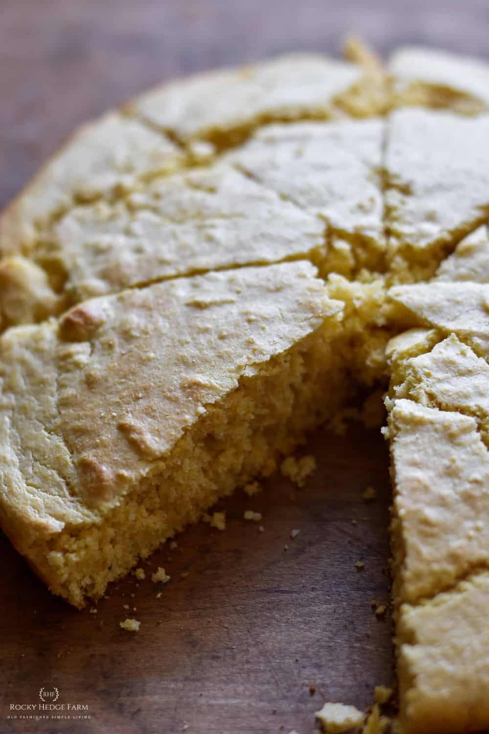 Cast Iron Skillet Cornbread Recipe - Rocky Hedge Farm